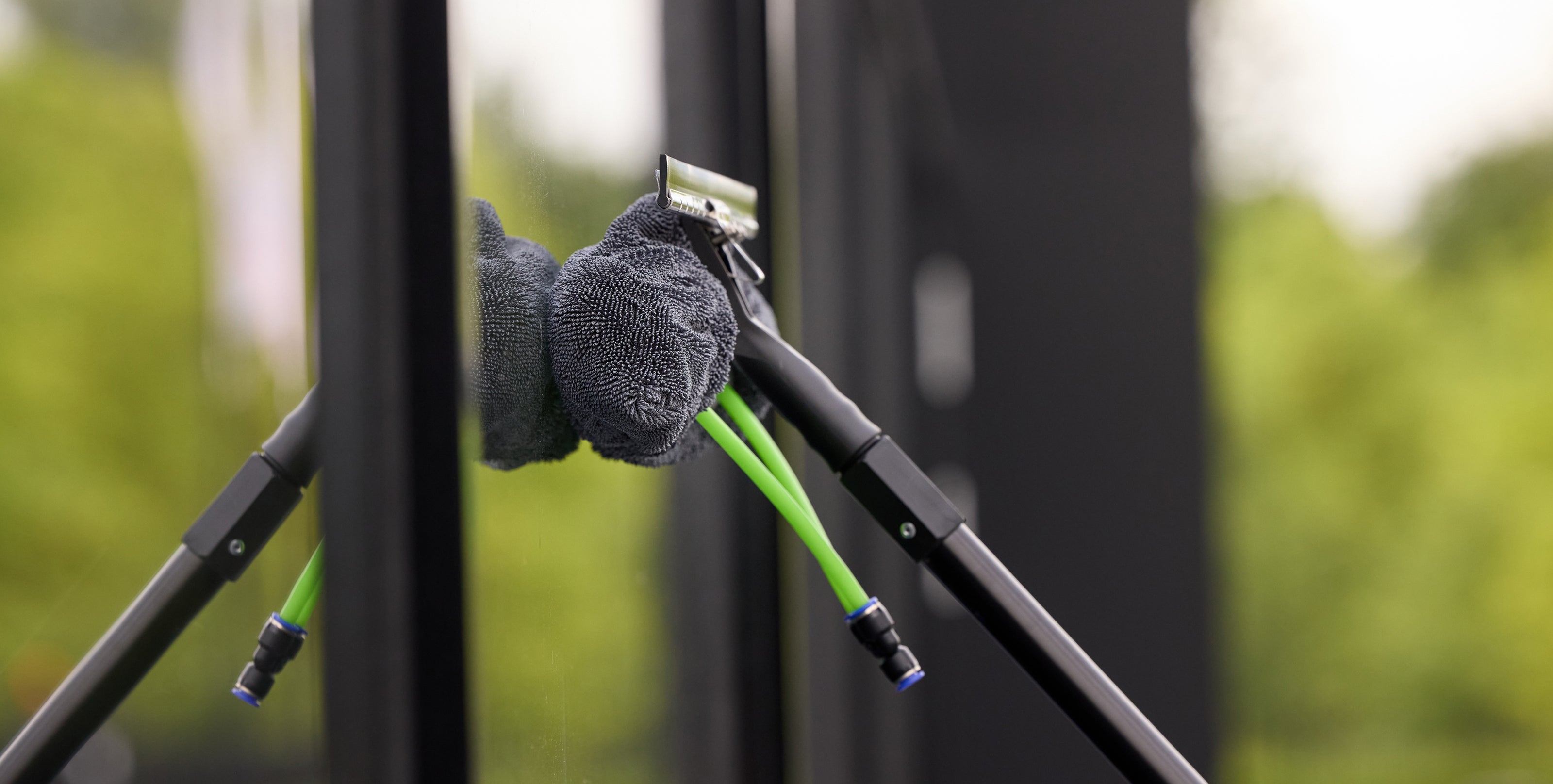 Hoge Ramen Wassen? | Makkelijk met een Telescoopsteel